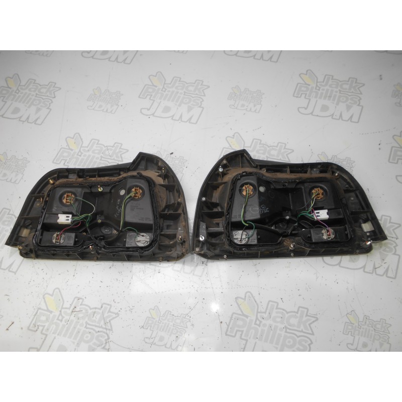 Nissan Skyline R34 Sedan Tail Light Pair