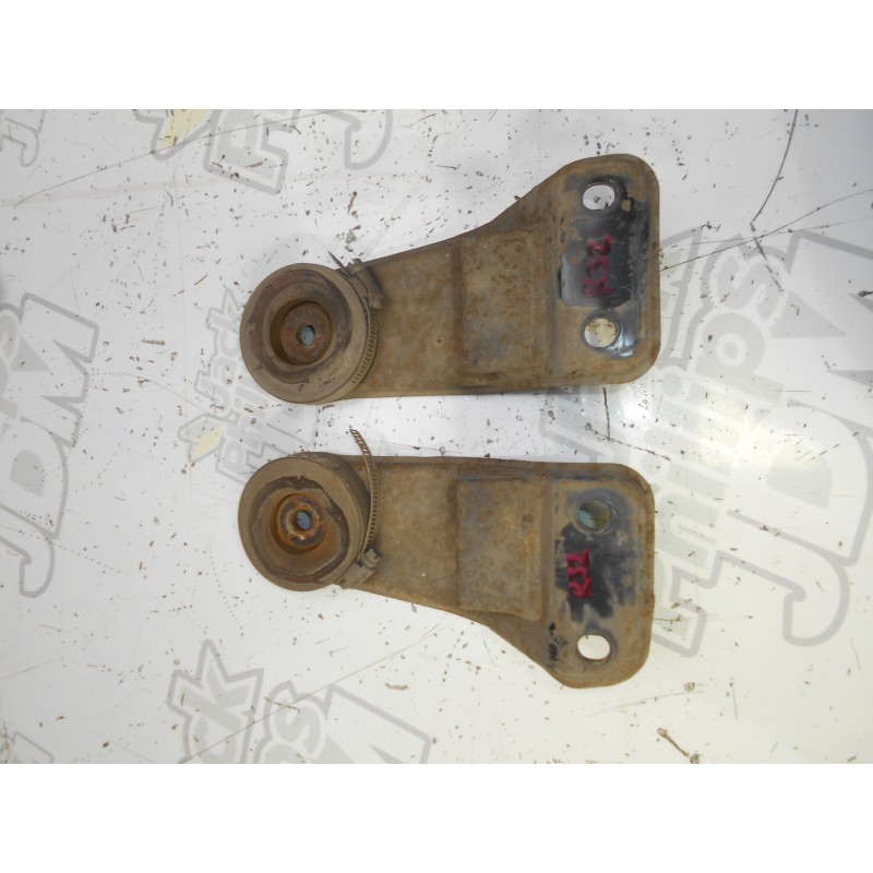 Nissan Skyline R32 Subframe Mounting Bracket Pair